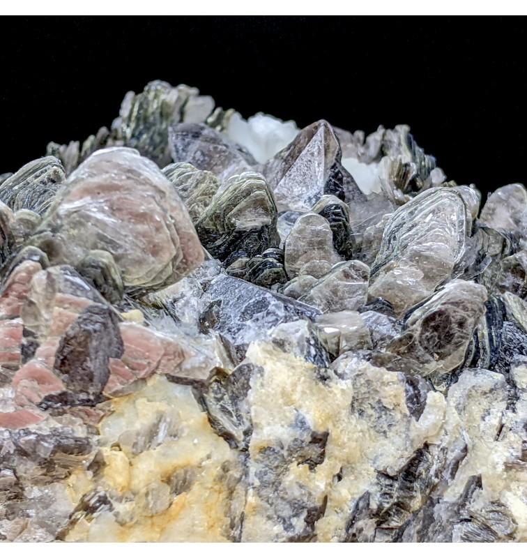 Muscovite, quartz, Brazil, 415 g